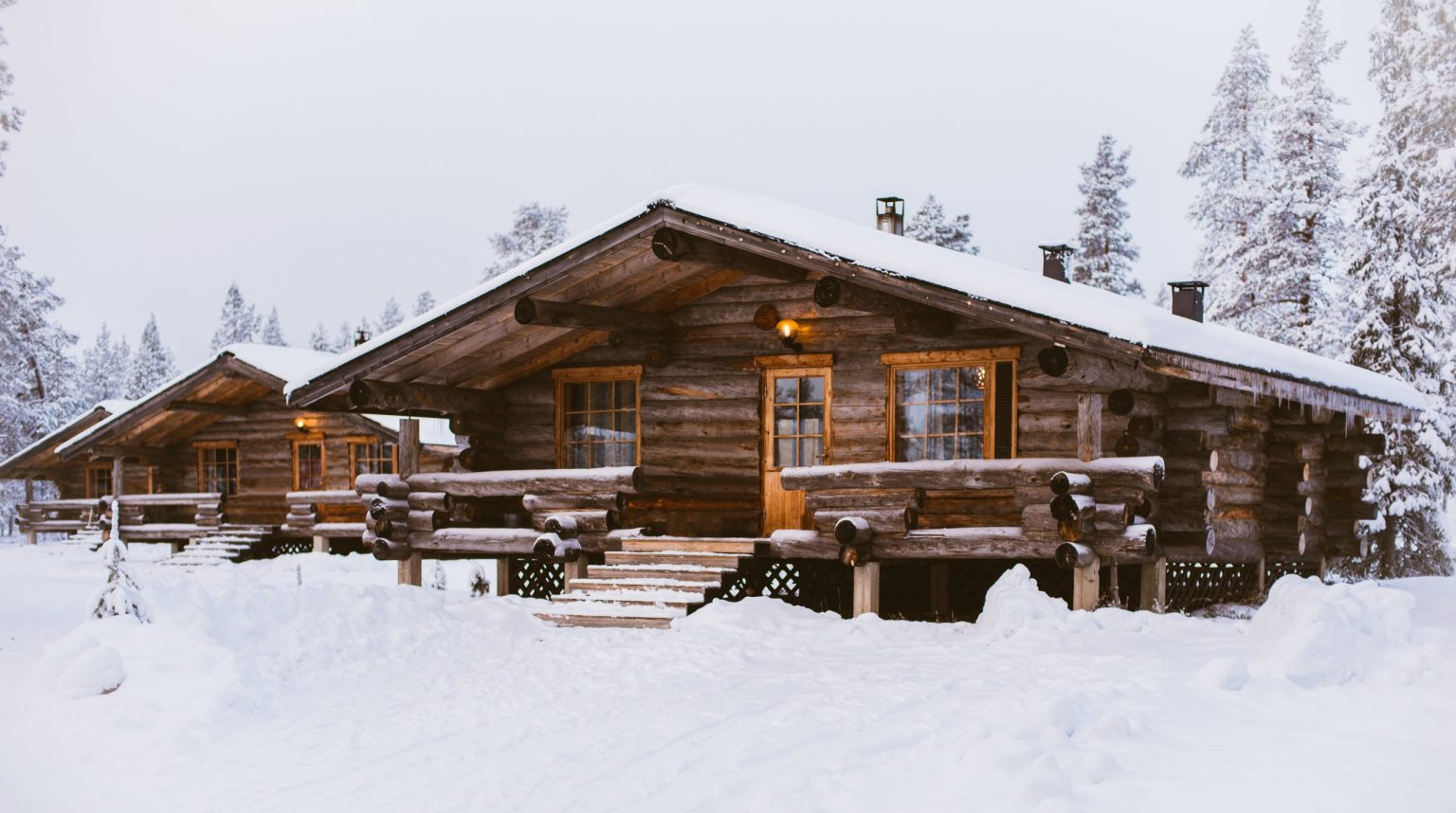 Home - Arctic log cabins
